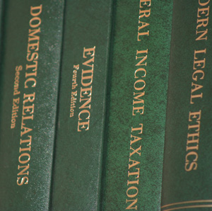 Moot Court Resumes Training Legal Eagles - SUNY Cortland